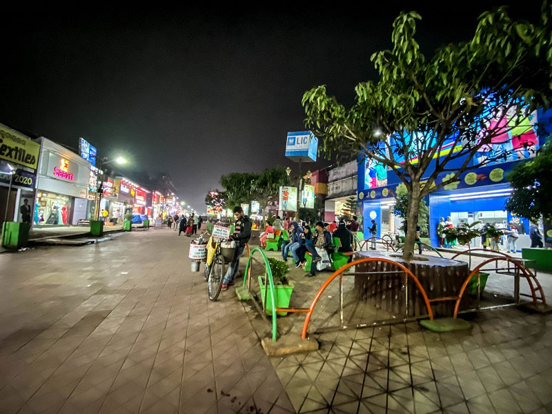 Bhubaneswar Food Crawl: 7 Must Try Street Food Of Odisha
