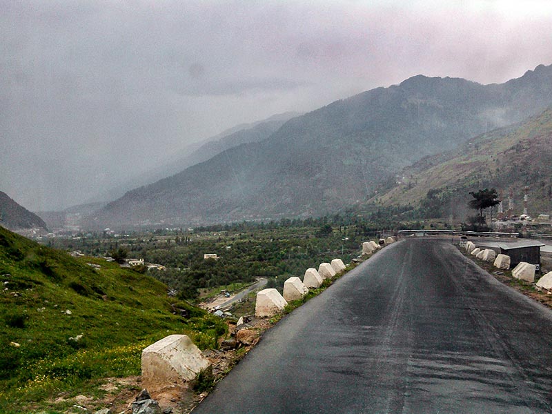 A Complete Guide To Manali - Backpacking with my lens