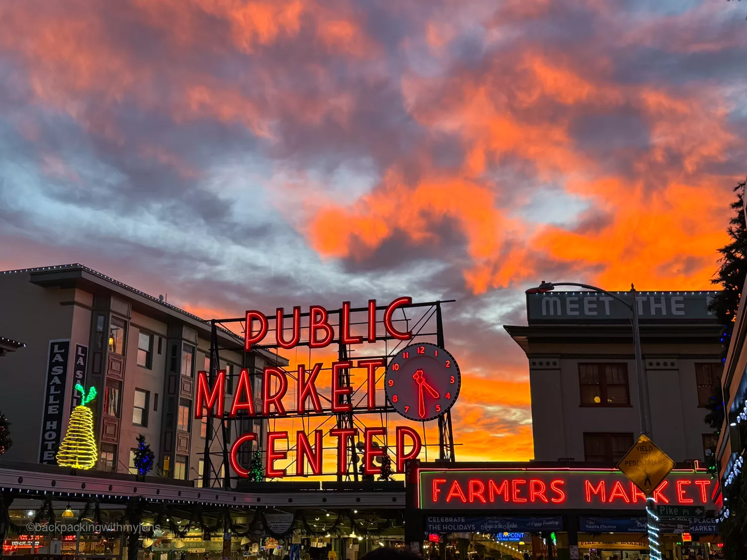 A Complete Guide to Seattle's Pike Place Market By A Local
